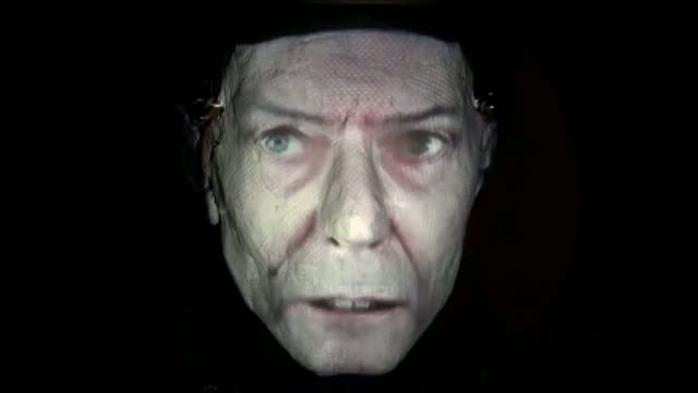 [Video] Este es el sencillo video para "Love is Lost" de Bowie ...