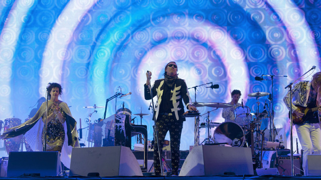 [Fotos] Arcade Fire, Kaiser Chiefs y Lily Allen brillaron en el primer ...