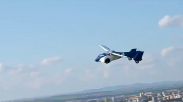 [Video] Conoce el primer auto volador del mundo - Cooperativa.cl