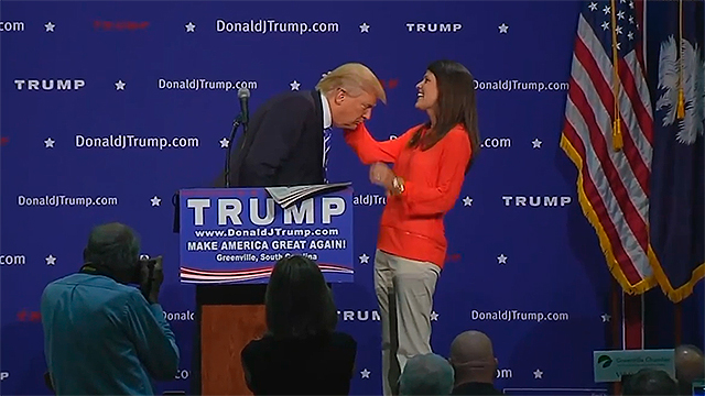 [Video] Así Donald Trump desmitió que usa peluca - Cooperativa.cl