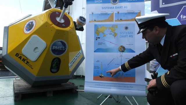 [Fotos] Los prototipos de boyas DART para medir con certeza ocurrencia ...