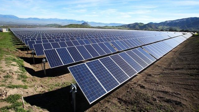 [Fotos] Inaguración del primer parque solar a gran escala en Chile ...