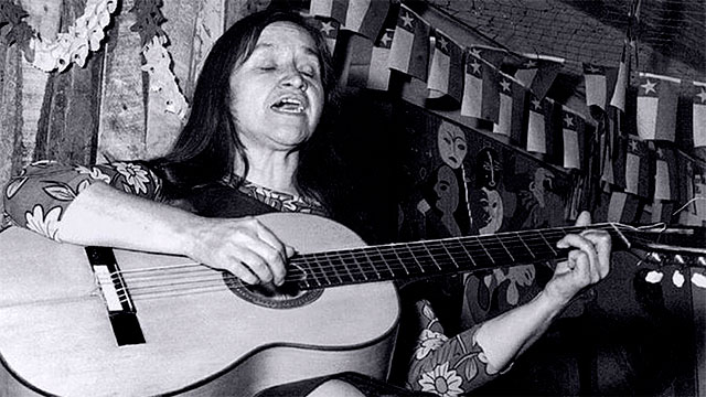 [Audio] Dulce Patria: Especial en homenaje a Violeta Parra - Cooperativa.cl