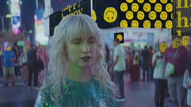 [Video] Paramore juega con la felicidad en videoclip de "Fake Happy ...