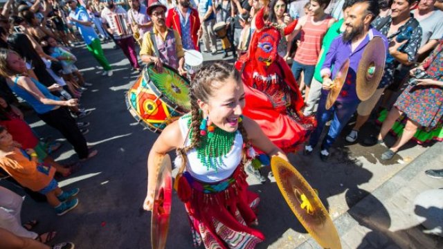 [Fotos] Kid Parade llenó de colores el Womad Chile - Cooperativa.cl