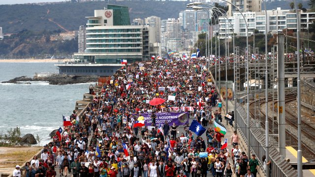 [Video] La marcha más grande de Viña del Mar a Valparaíso - Cooperativa.cl
