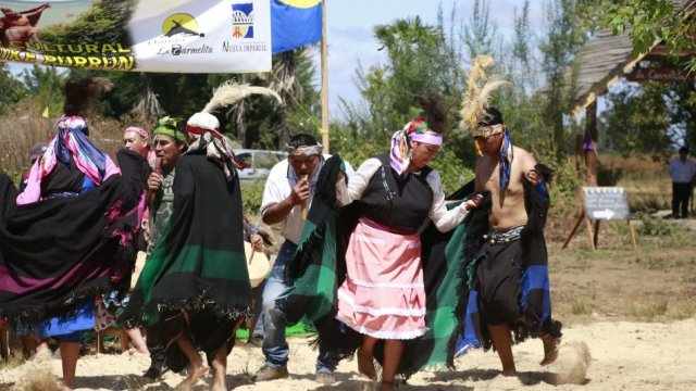 [Fotos] La danza mapuche que cautivó a cientos de visitantes en Nueva ...