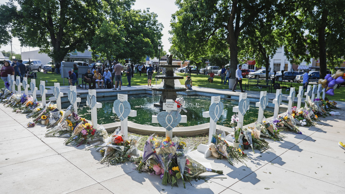 Crecen las críticas hacia la actuación policial en la masacre de Uvalde - Cooperativa.cl