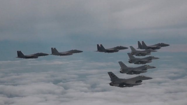 [Video] EEUU y Corea del Sur lanzaron cuatro misiles en respuesta al ...