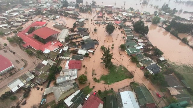 [Video] Sobrevuelo mostró el desolador panorama en Licantén ...