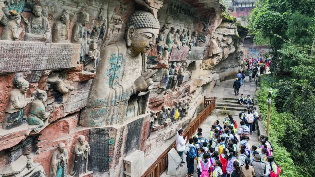 [Fotos] Las esculturas rupestres de Dazu atraen a turistas de todo el ...