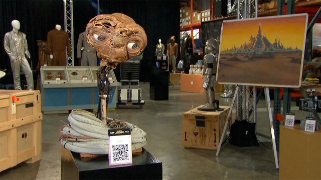 [Video] Cabeza de "ET" podría subastarse en un millón de dólares ...