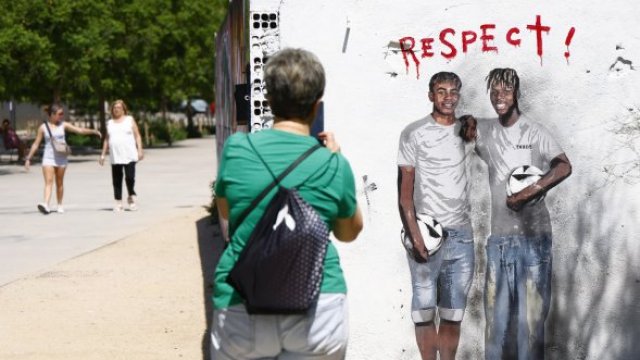 [Fotos] Artista urbano pintó un mural pidiendo respeto para Yamal y ...