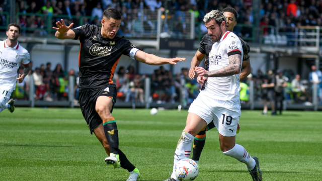 [Video] Venezia cayó en casa contra AC Milan y se complicó en la zona ...