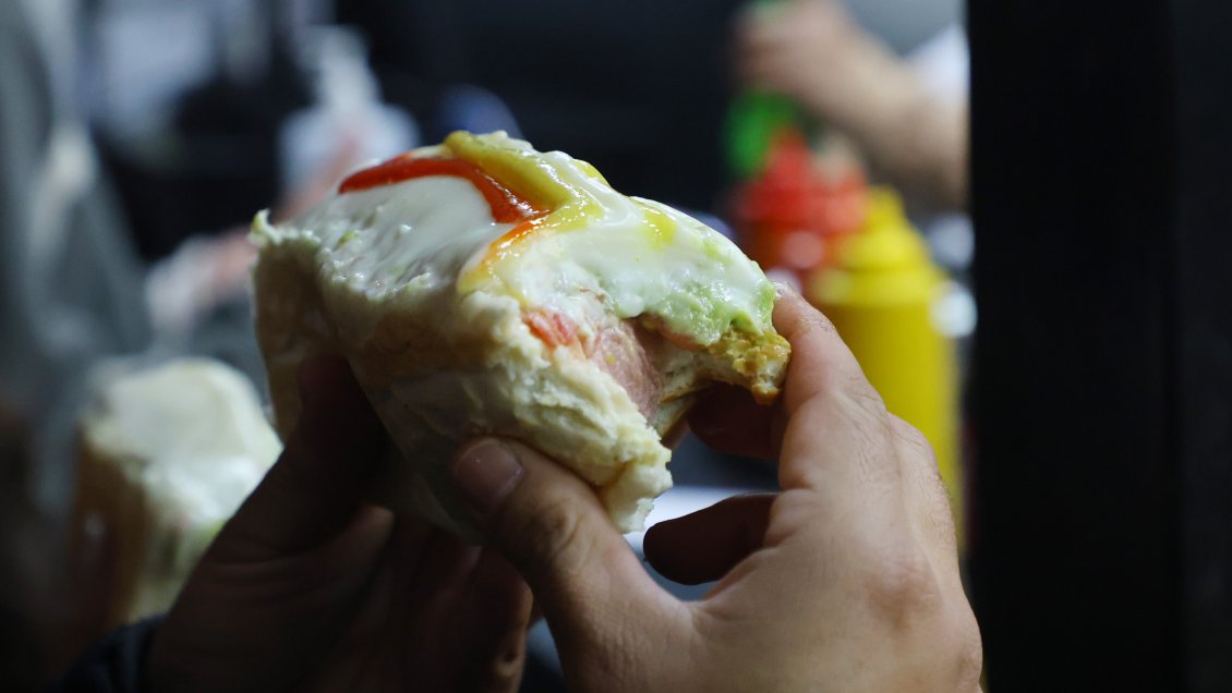 Comida ultraprocesada acelera primeros signos del Parkinson, según ...