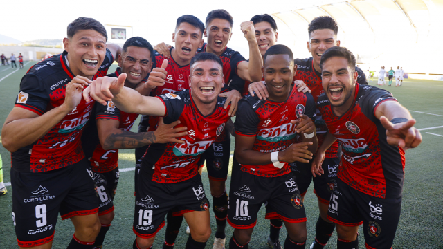 [Fotos] Deportes Limache goleó a Colo Colo y celebró el paso a octavos ...