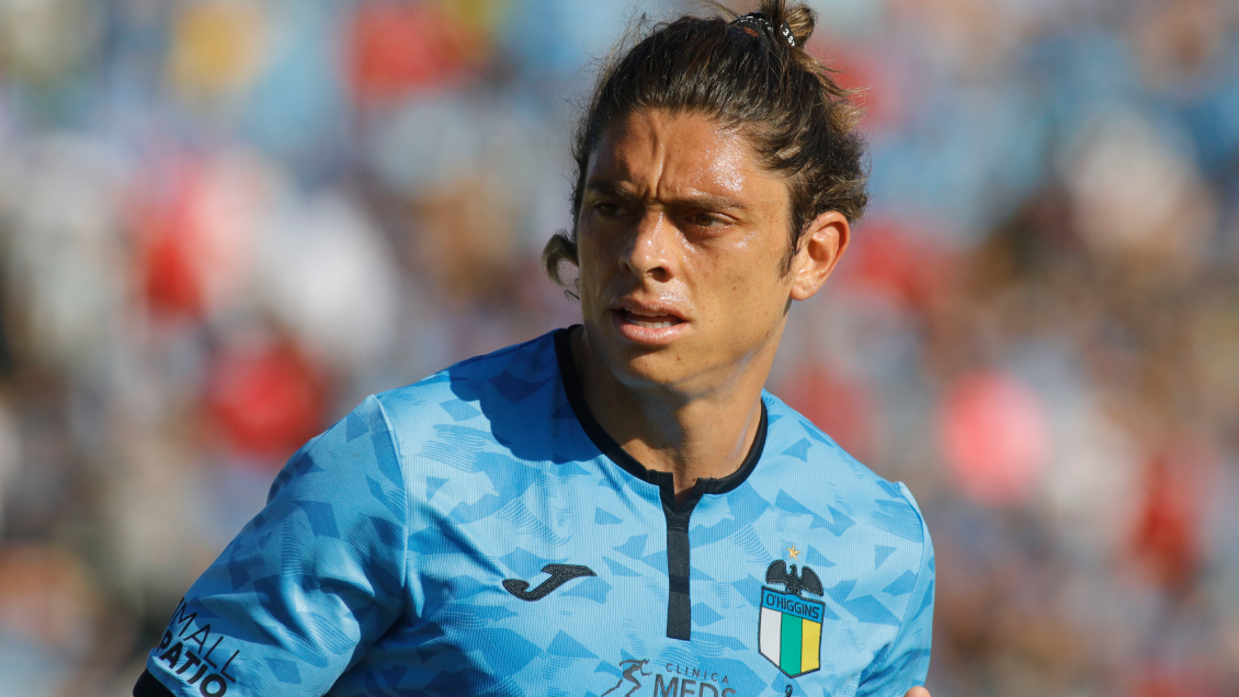 ¿Joaquín Montecinos apareció como opción de refuerzo para Colo Colo? - Cooperativa.cl