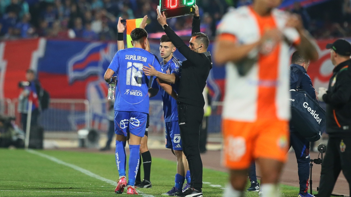 Oreob4by leak beautiful curl with an astonishing rack and