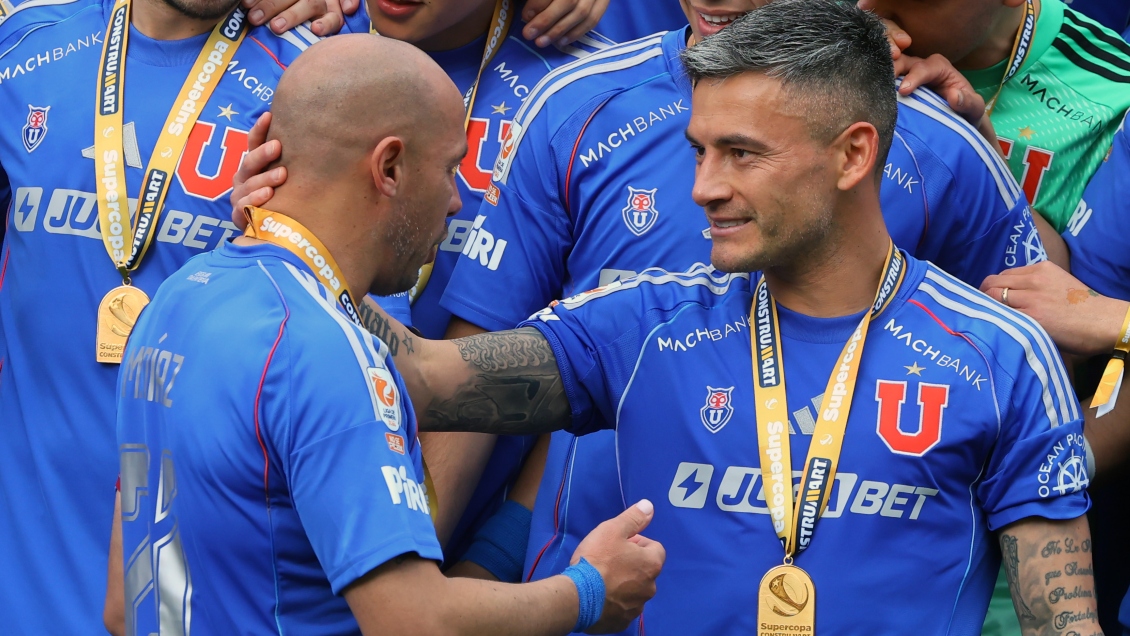 Charles Aránguiz y Marcelo Díaz están a una firma de renovar con la U ...
