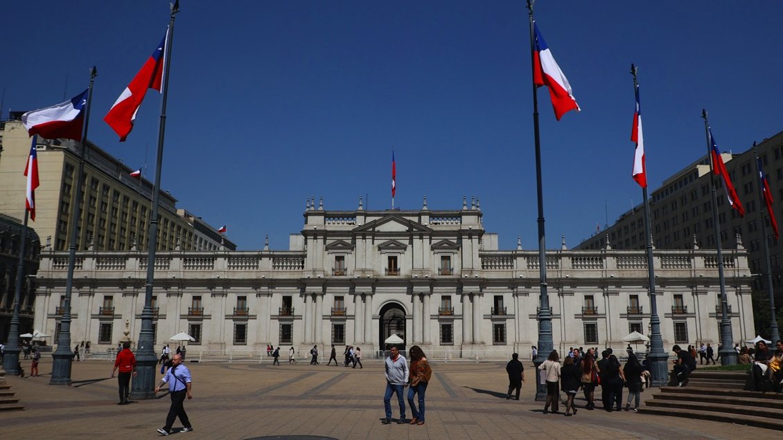 Economista Michelle Labbé: No hay problema en despedir 100 mil ...