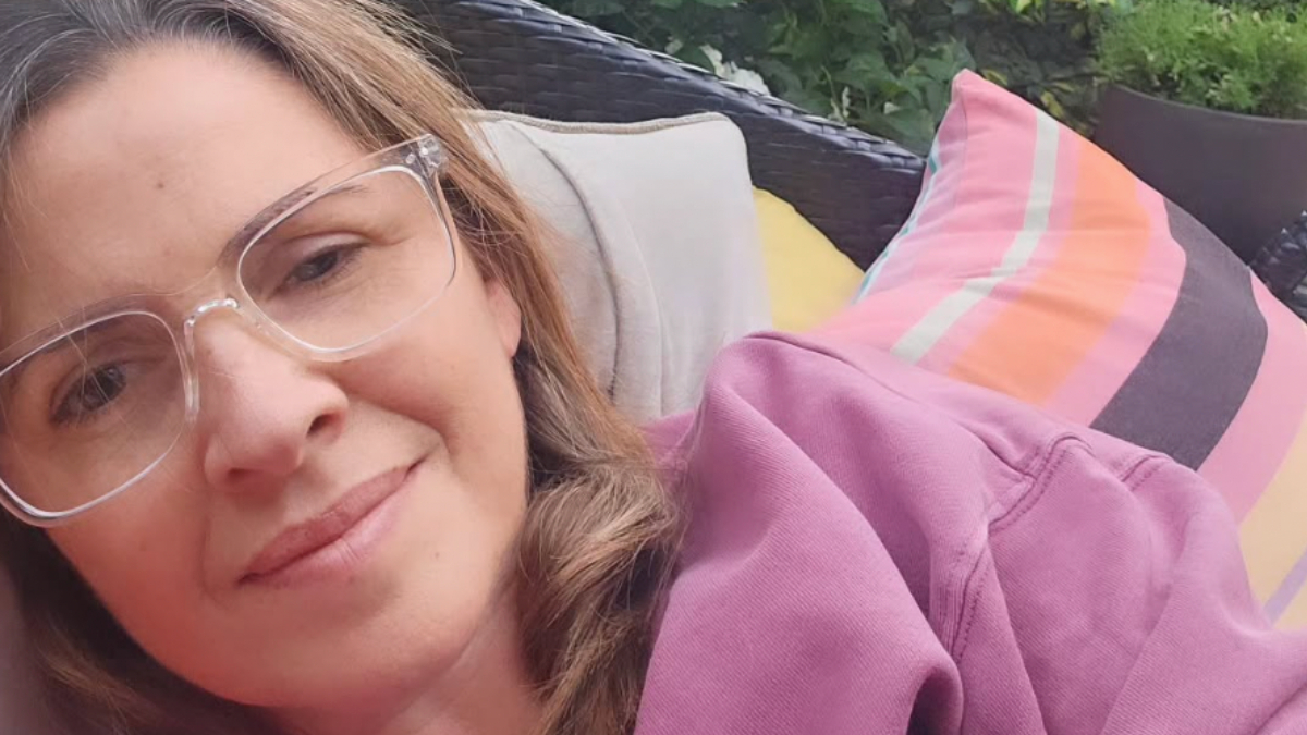 Monserrat Álvarez reaparece tras sufrir descompensación y entrega ...